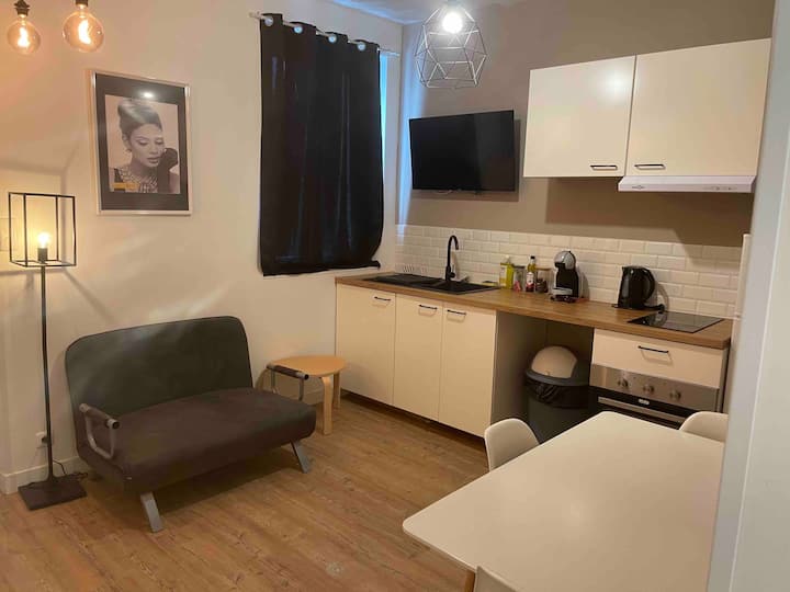 Appartement Très Sympa Avec Parking Gratuit - Orne