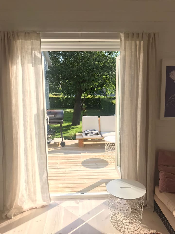 Litet Hus I Lugnt Område Nära Stockholmsmässan - Estocolmo