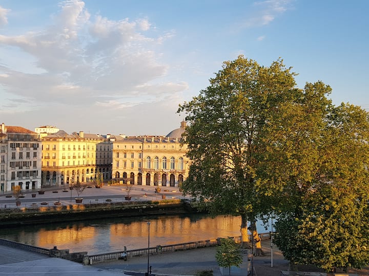 Au Coeur De Bayonne, Très Grand Appartement - Bayonne