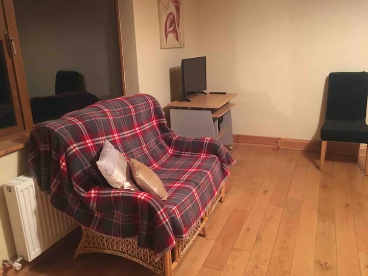 Camino House Luxury Bedroom - Tralee