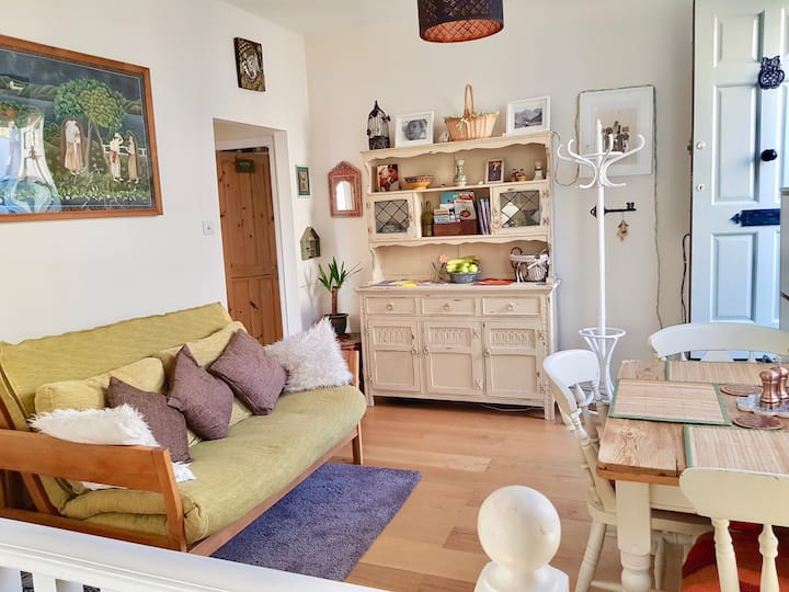 Light Ground Floor Flat In Colourful Hilly Hanover - 브라이턴