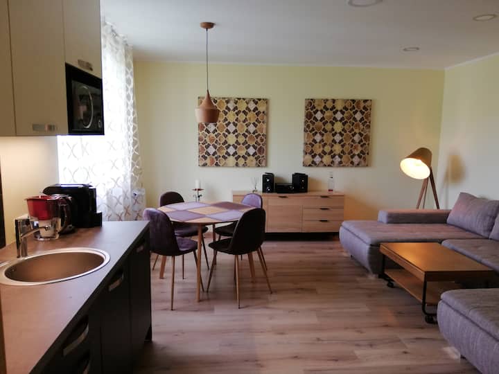 Cozy And Stylish Apartment In The City Center - Tallin