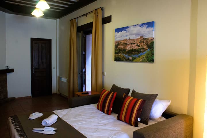 Estudio-suitte Independiente, En Casa Toledana - Toledo, Spain