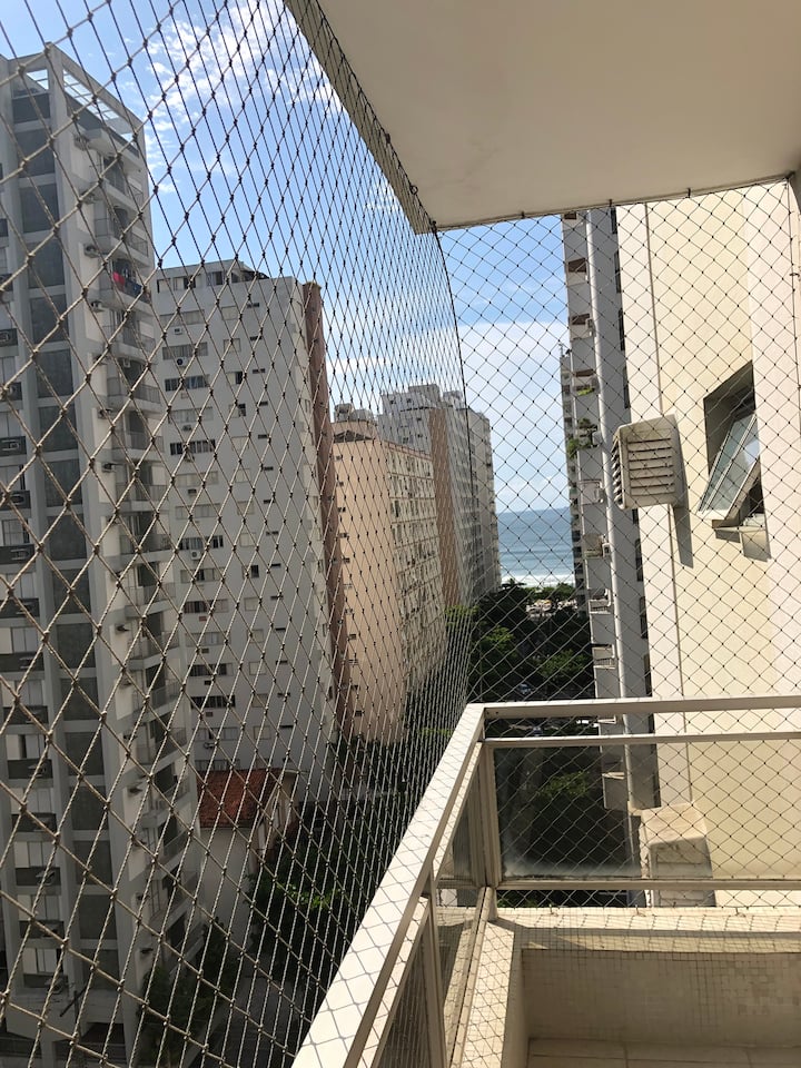 Apartment 100 Sq. Meters Guarujá, Pitangueiras Beach - Guarujá
