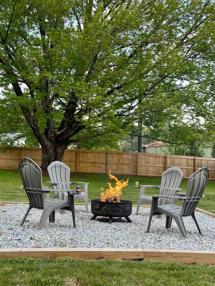 Mountain Biking Pisgah Home - Dog Friendly - Brevard, NC