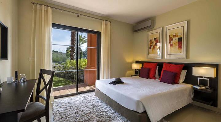 2 Bedroom Apartment Alcantarilha For 5 Guests - Silves
