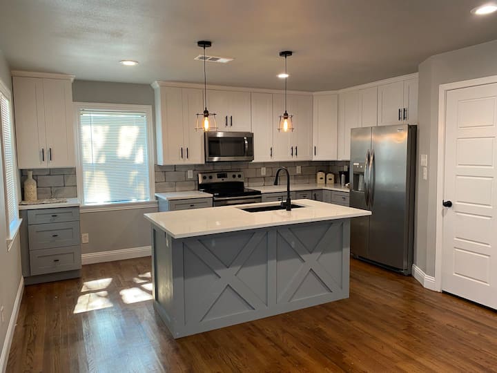 Cozy Southern Comfort - Garland, TX