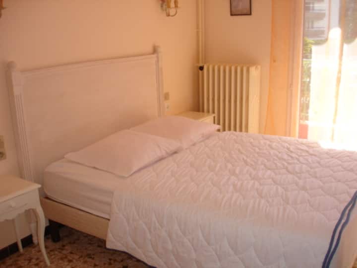 Beau T2-séjour-cuisine-1chambre-parking Privé-wifi - Arles-sur-Tech