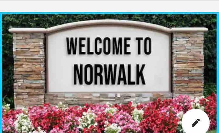 Beach Studio Near Hospital - Norwalk, CT