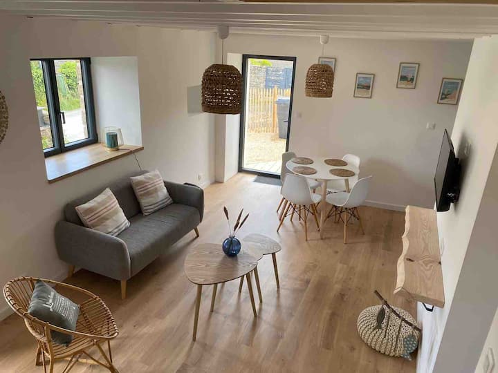 Jolie Maison De Pêcheur Rénovée Bord De Mer - Louannec