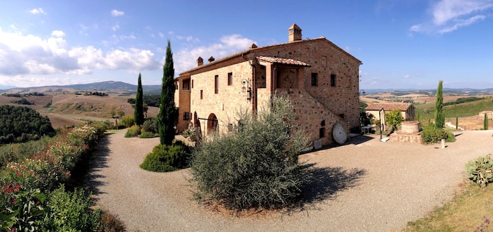 Farmhouse Podere Cunina Near Montalcino Apt. Vitis - San Quirico d’Orcia