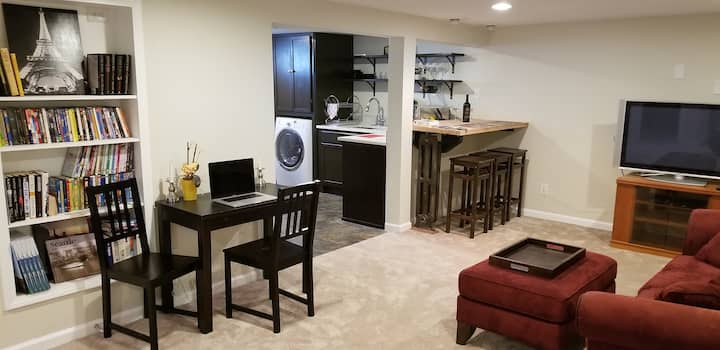 1 Bdroom+parking On Capitol Hill(0 Cleaning Fees) - Seattle, WA