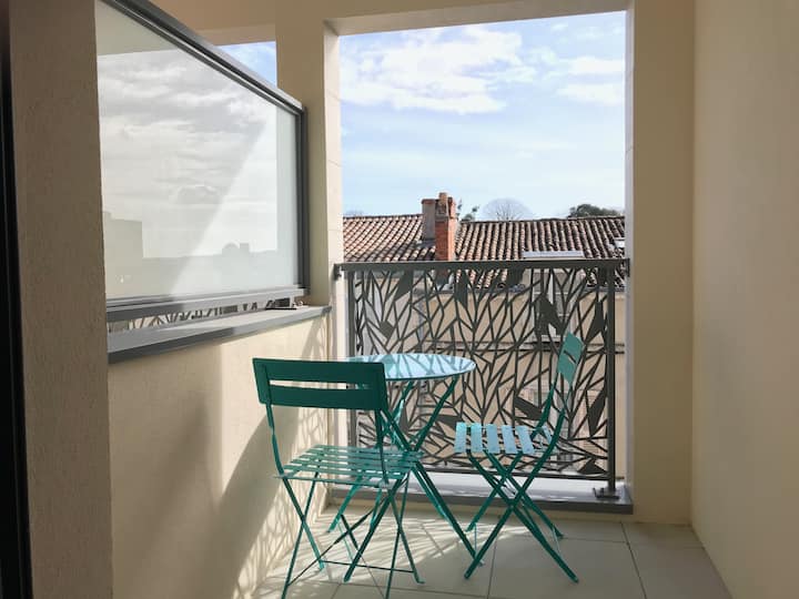 Studio Centre Ville Imm. De Standing Parking Privé - La Rochelle