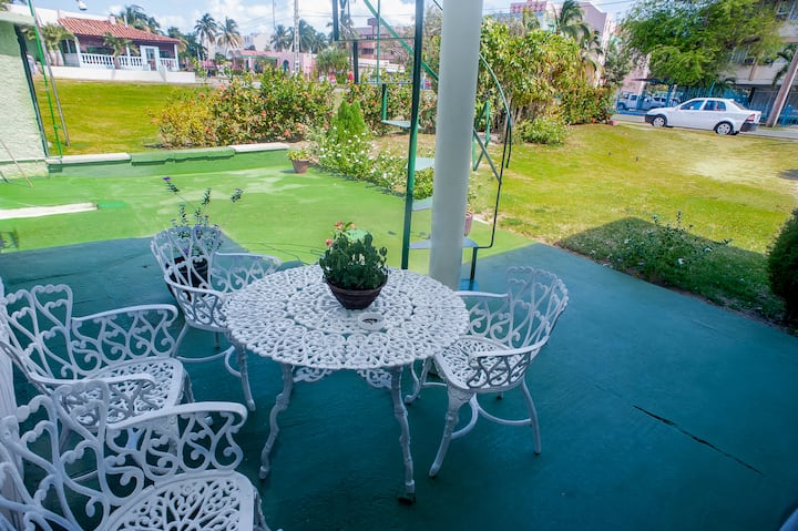 Nice Beach House W/1 Room - Varadero