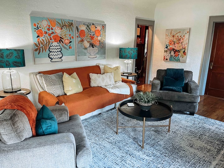 Shades Of Blue | Downtown Bentonville | Sleeps 8 - 벤턴빌