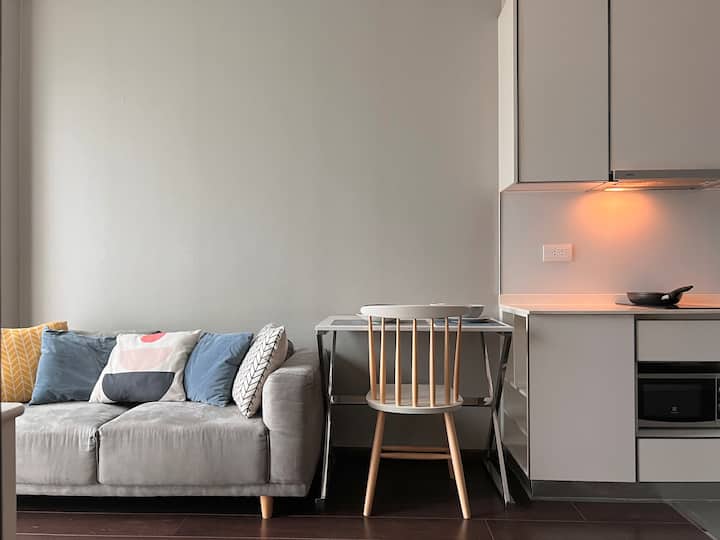 35sqm/31f High Floor Cozy Room@ekkamai 中文房東/月租年租 - Bangkok