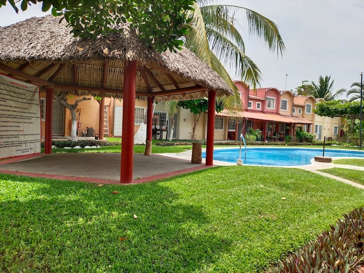 Casa Con Alberca En Morrocoy - Ixtapa Zihuatanejo