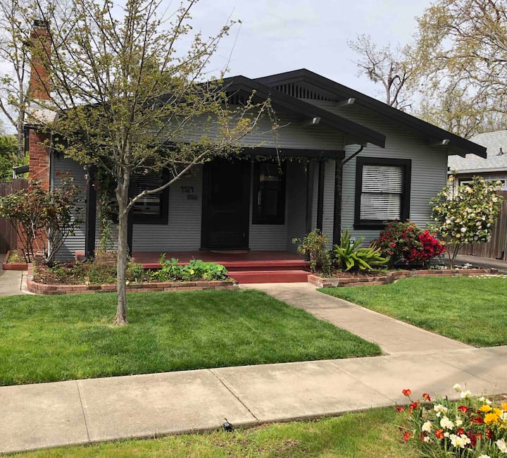 Vintage Charm Near Uc Davis Med Ctr - Sacramento, CA
