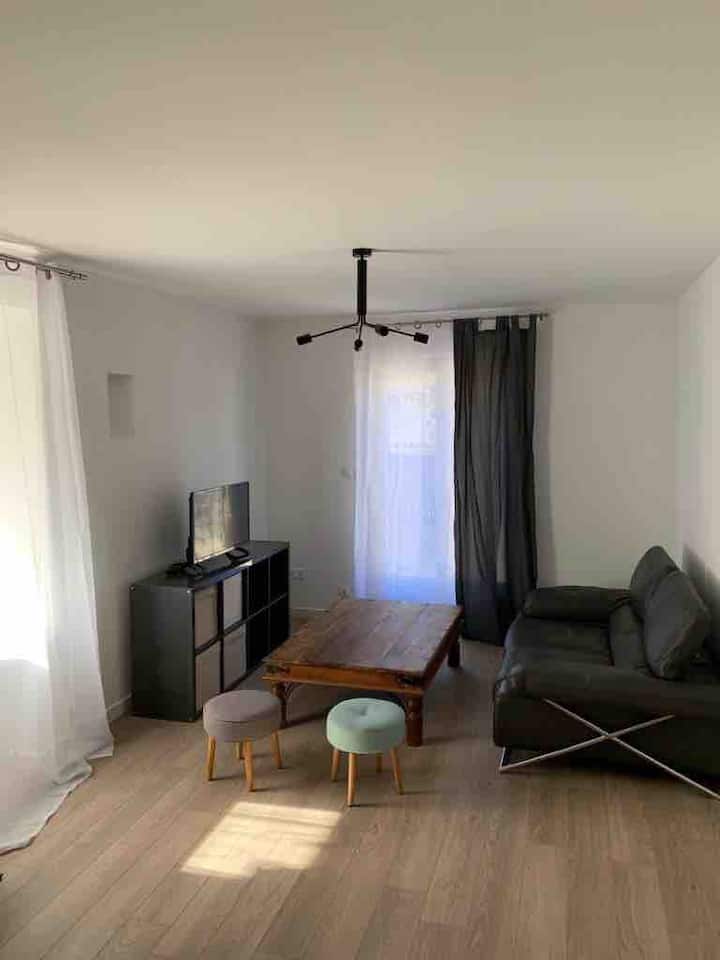 Domene Très Beau T2 Refait à Nf Parking Gratuit - Crolles