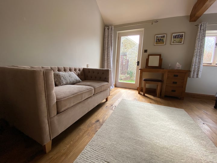 Garden Room Nestled Under Win Hill - Castleton