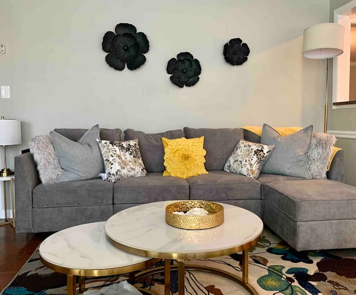 Spacious Home, Centrally Located, Amenity Loaded - Greensboro, NC