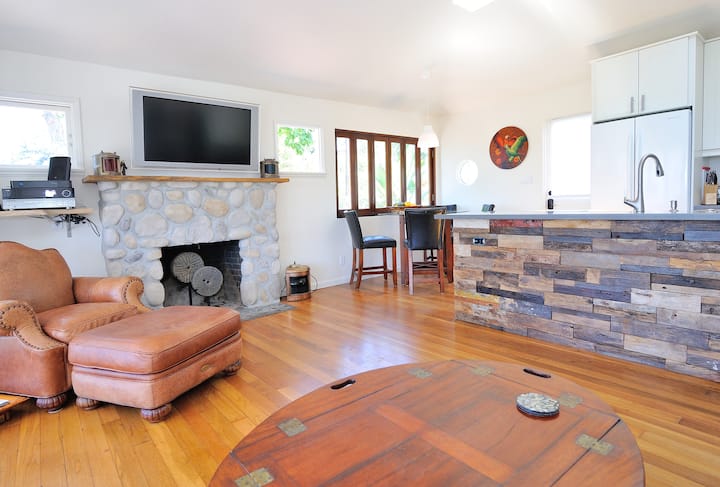 Ocean View Gem Close To Beaches - Rancho Santa Fe, CA