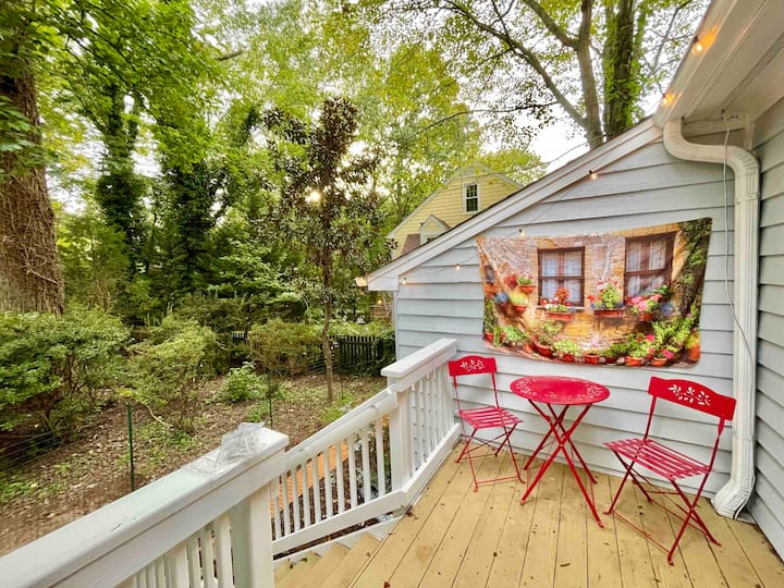 Cary Cottage Studio W/ Private Yard (Fenced) - Cary, NC