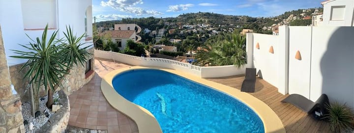 Charming Family Villa In Pretty Location - Benisa