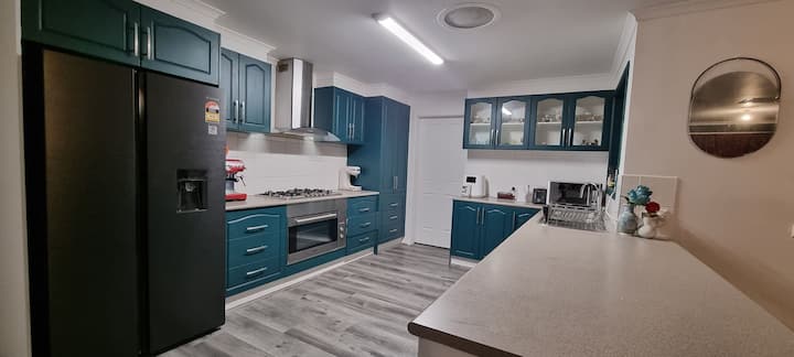 Lovely Share Melton West House. - Melton