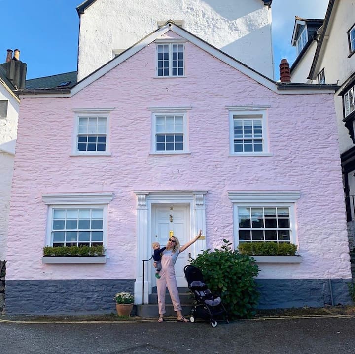 The Pink House, Dartmouth - Dartmouth