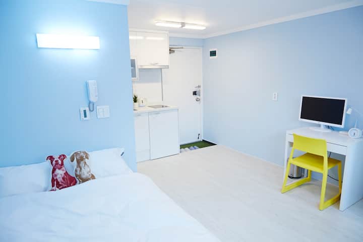 Private Comfy Studio W Dbl Bed (B) - Seoul