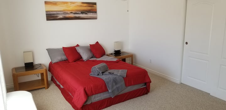 Cozy, Quiet & Secure Privet Room With Bathroom! - Apple Valley, CA
