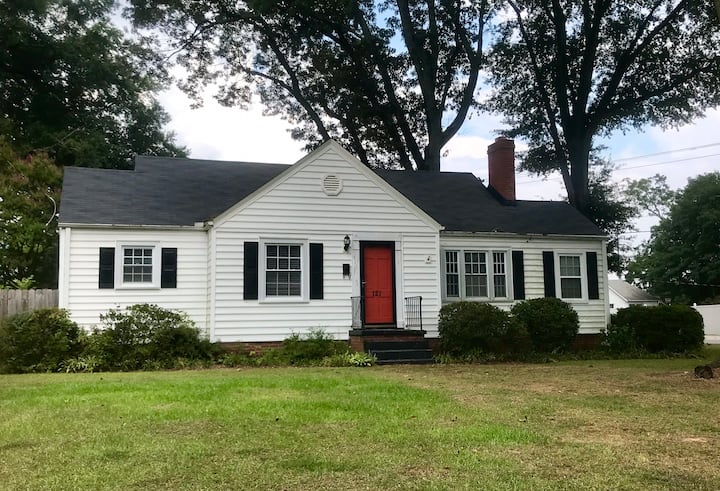 Home On The Corner Gower Park - Greenville, SC