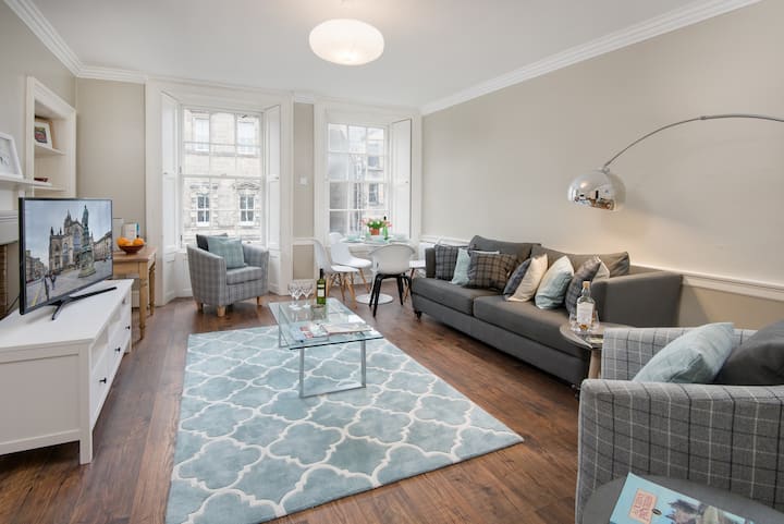 Apartment Im Zentrum Von Edinburgh, Nur Wenige Minuten Von Den Wichtigsten Sehenswürdigkeiten Der Stadt Entfernt - Edinburgh