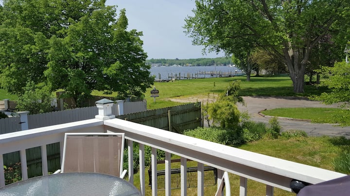 Cute Cottage In Downtown Saugatuck With Water View - Saugatuck, MI