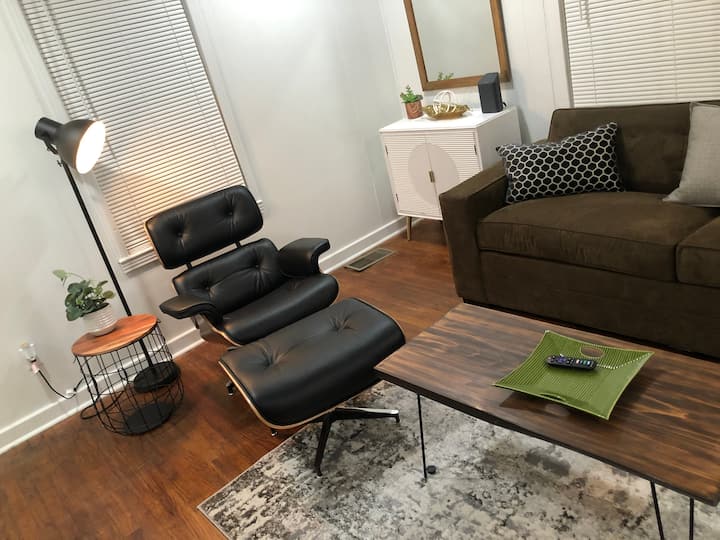 2br Clean & Cozy In Fondren!  Walk To Stadium! - Jackson, MS