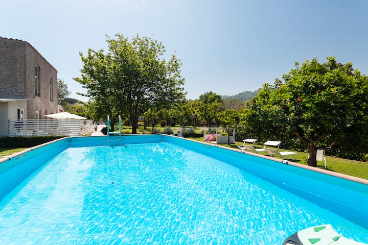 Small Apartment Private Outdoor Area Pool & Garden - Vico Equense