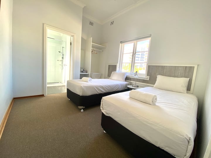 Forestville Serviced Apartments (Peony) - Perth