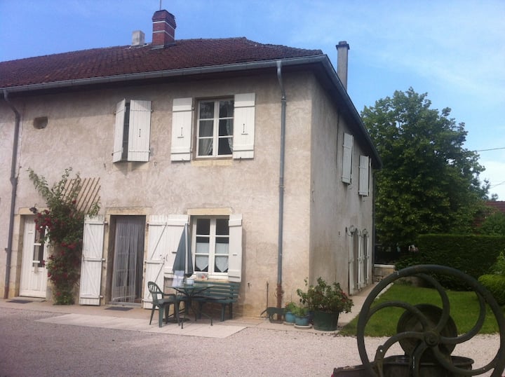 Appartement Dans Grande Maison - Jura