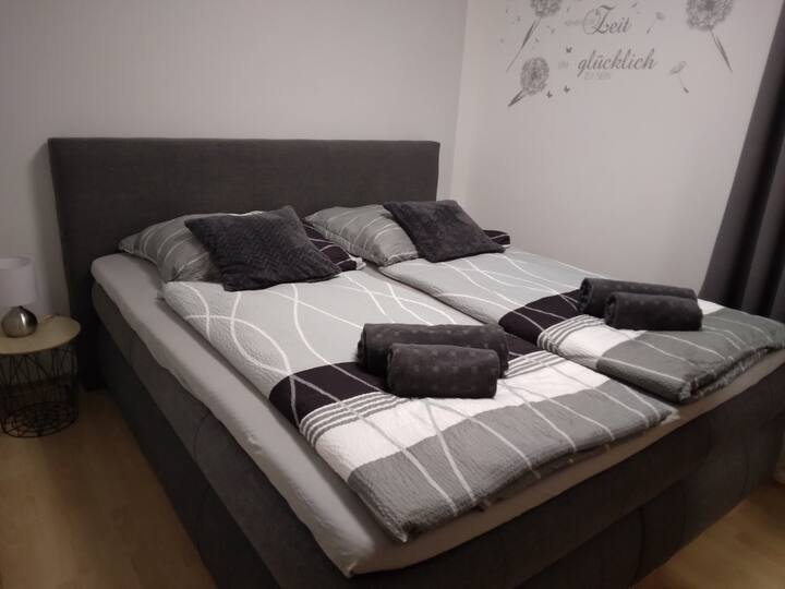 Moderne Ferienwohnung In Schwandorf - Schwarzenfeld