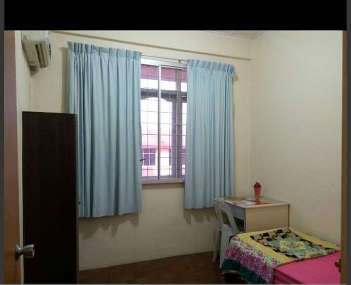 "Sakura Room+toilet",beach & My Nest For U! - Bintulu