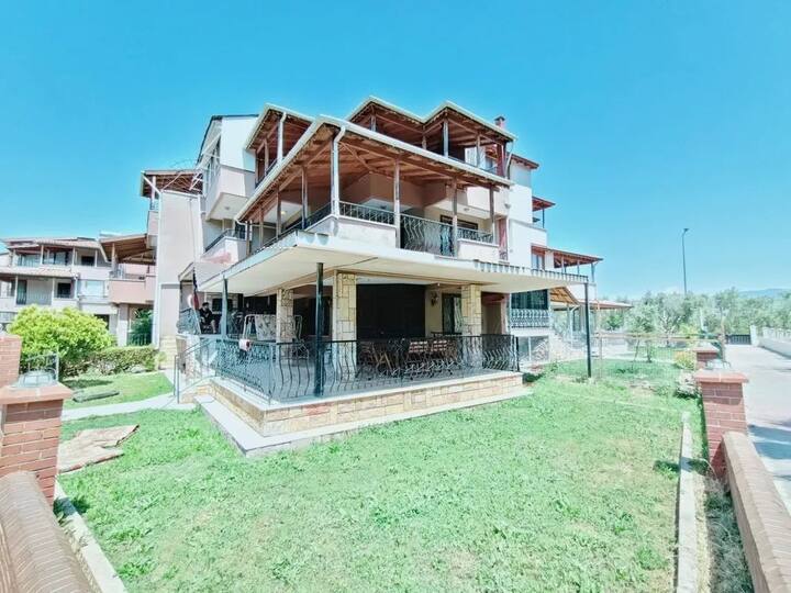 Havuzlu Güvenlik Huzurlu Site - Davutlar