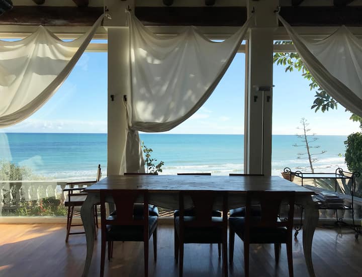 Rocamar, Casa En Primera Linea De Mar. - Villanueva y Geltrú