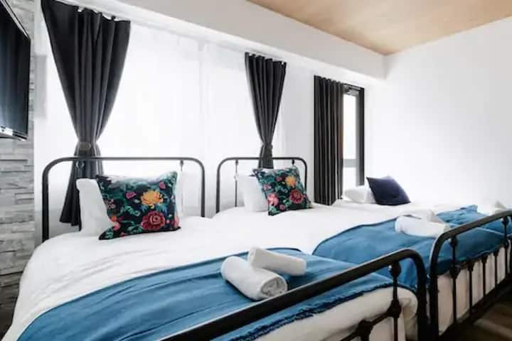 3ppl/4mins To Metro Sta/easy Access->namba /9765 - Osaka