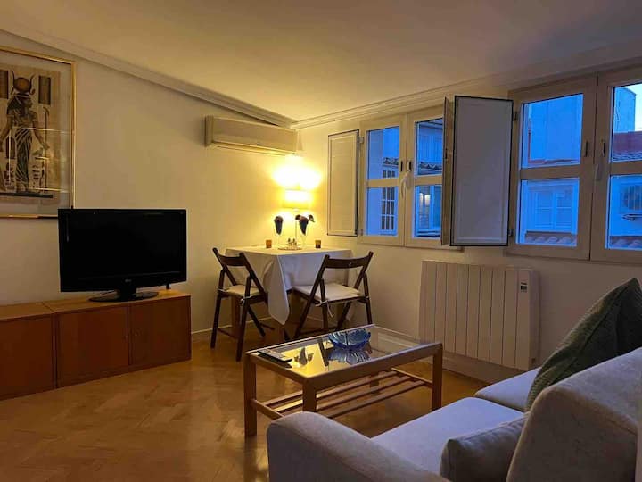 Beautiful Attic - Historic Building - Madrid