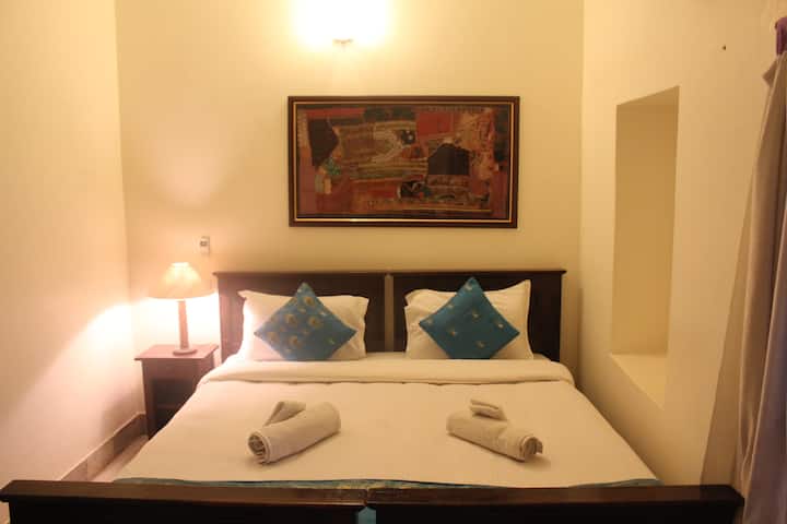 "Rangrasiya Room" In Jaisalmer Fort! - ジャイサルメール