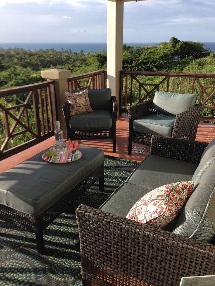 Ocean Views, Beautiful Breezes - Hilltop Villa - Vieques
