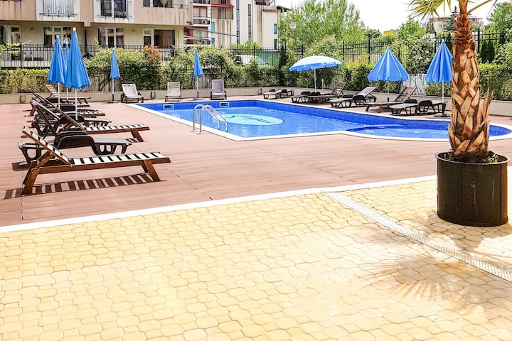 Apartment Deluxe - Primorsko
