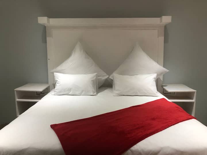 Naradhiya's View - Hibberdene