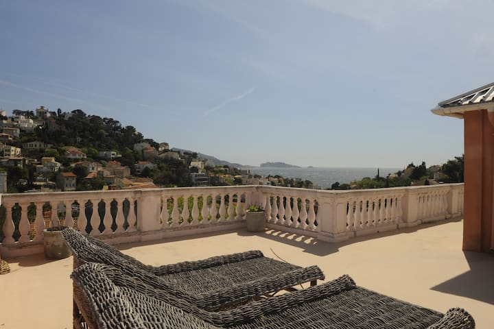 Belle Bastide Entre Colline Et Mer - Marsella, Francia